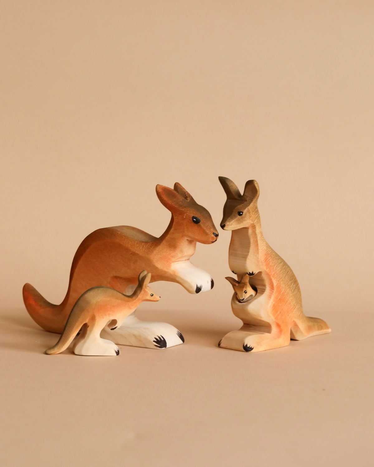 Bumbu Handmade Wooden Kangaroo Family Set– Odin Parker