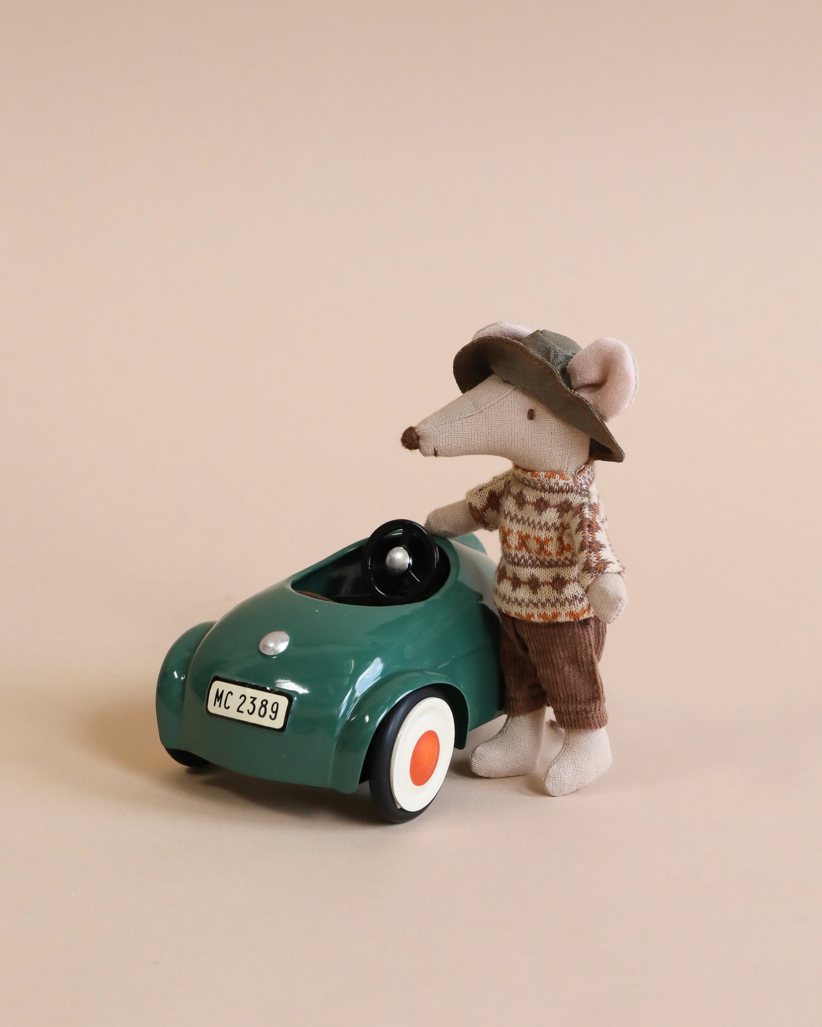 Maileg Mouse Car - Dark Green– Odin Parker
